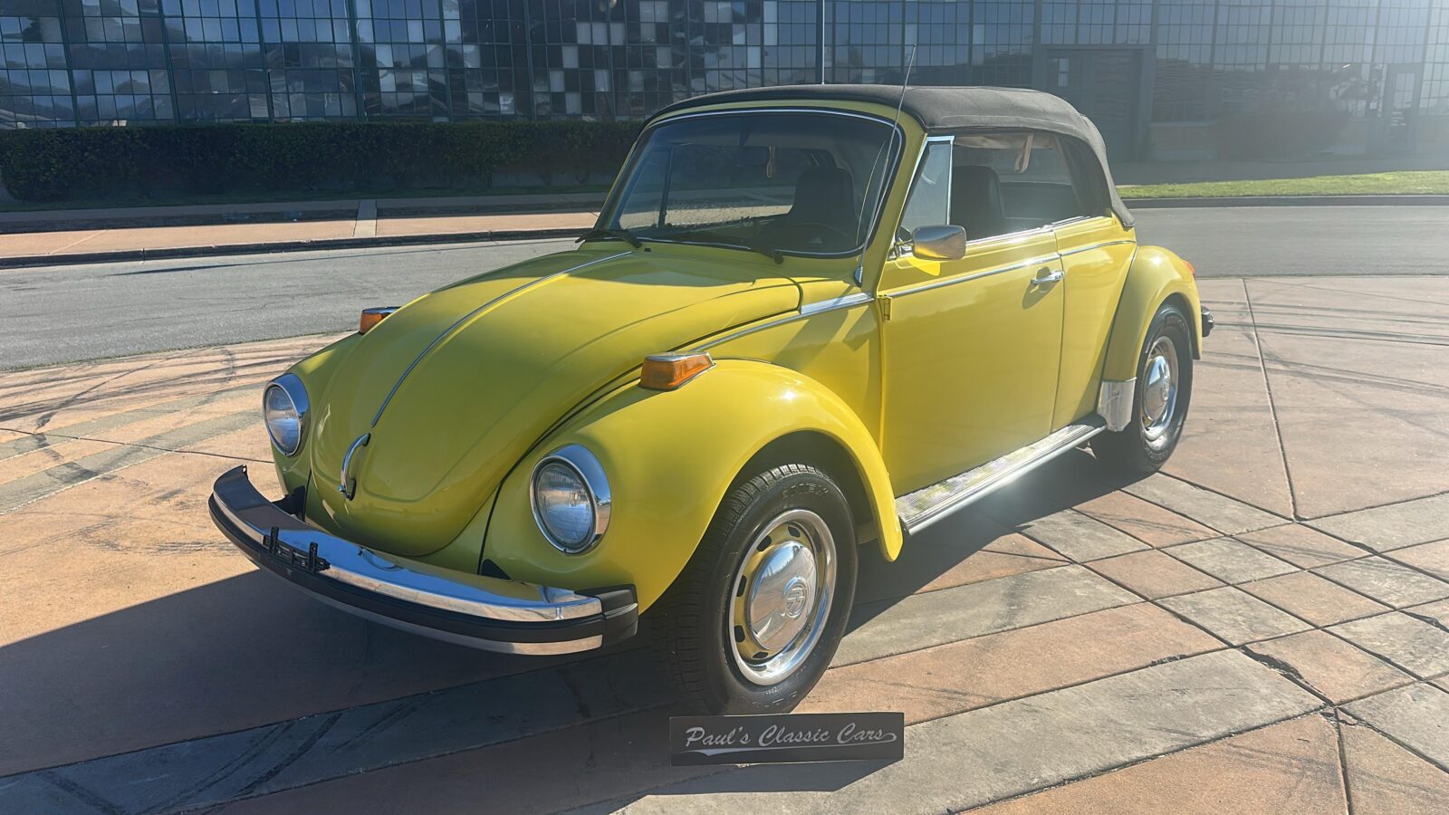 VW Coccinelle cabriolet - Paul's Classic Cars - Vente de voitures de ...