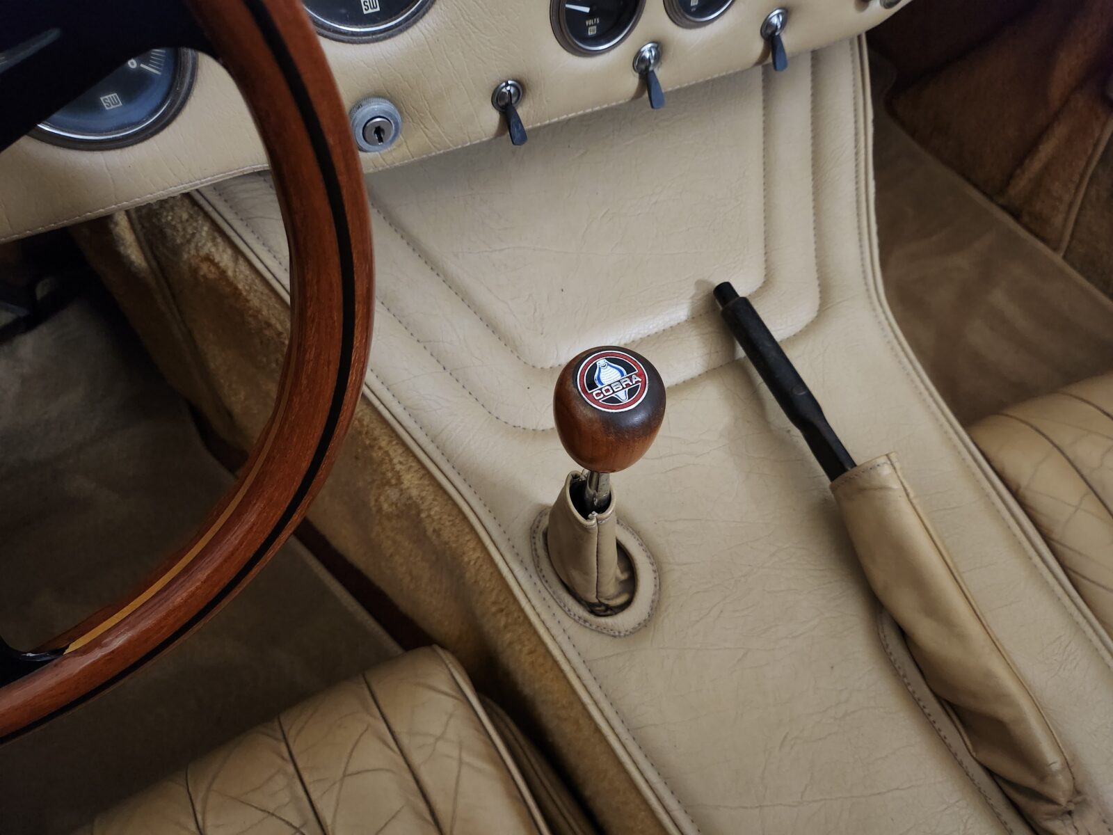 Butler Racing AC Cobra 427 replica - Paul's Classic Cars - Vente de ...